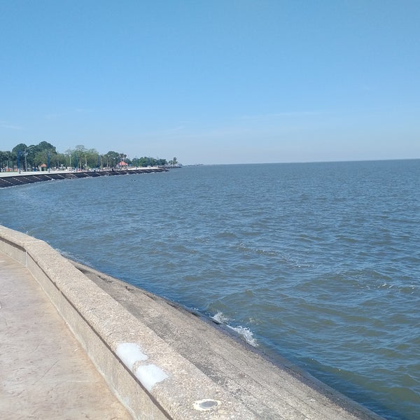 Photos at New Orleans Lakefront - Lake in New Orleans
