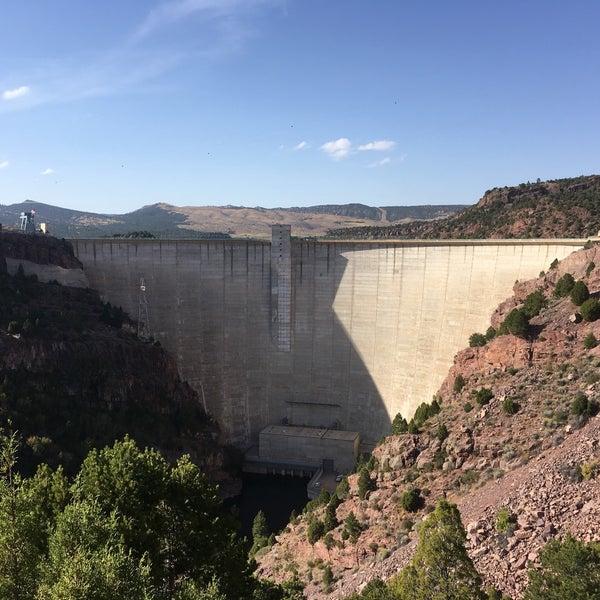 Flaming Gorge Dam - Dam