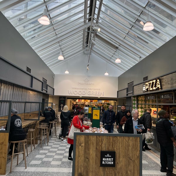 Morrisons - Supermarket in Wood Green