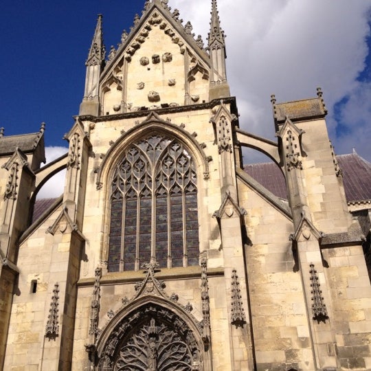 Basilique Saint-Remi de Reims - Church in Reims