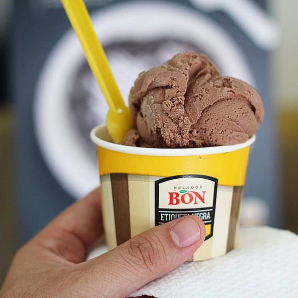 Helados Bon / Yogen Früz - Frozen Yogurt Shop in Santo Domingo