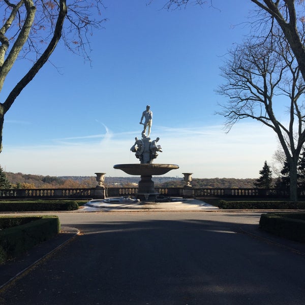 Photos at Kykuit, the Rockefeller Estate - History Museum in Sleepy Hollow