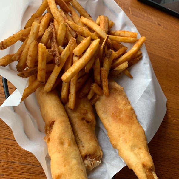 JJ's Broiler - American Restaurant