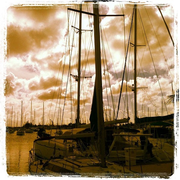 Marigot Waterfront - Waterfront in Marigot