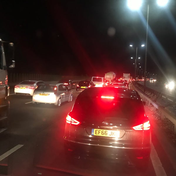 M4 Junction 5 - Intersection in West Drayton