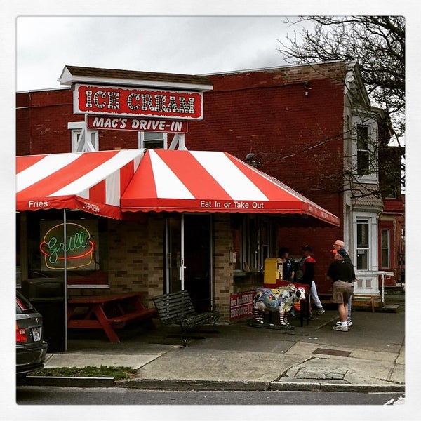 Mac's Drive-In - Burger Joint