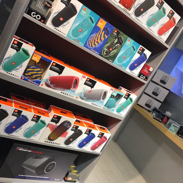 Kook Apple Store | اپل استور کوک - Daneshgah Blvd.