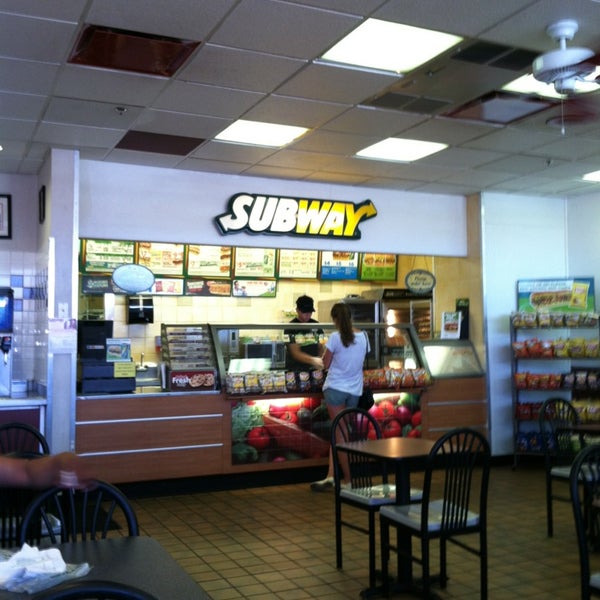 SUBWAY - Sandwich Spot