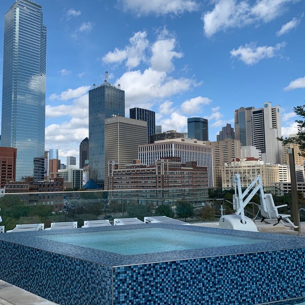 Uptown Terrace Pool Bar & Grill - 2 tips