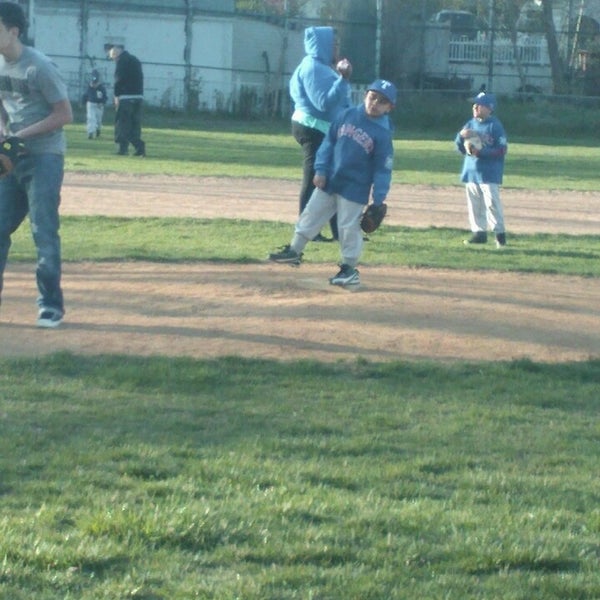 Astor Little League - Baychester - 31 visitors