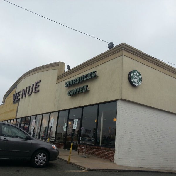 Starbucks - 774 US Highway 1 N