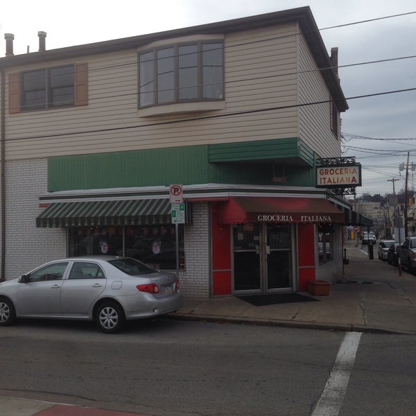 Photos at Groceria Italiana - Bloomfield - 4 tips from 149 visitors