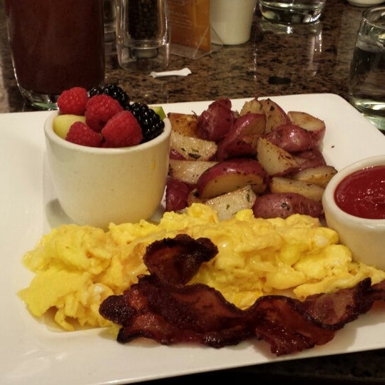 Canyon Ranch Grill - The Strip - 20 tips from 587 visitors