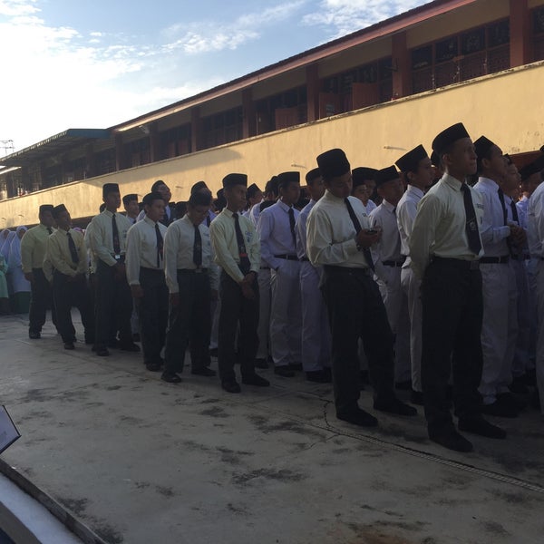 SAMT Tengku Ampuan Rahimah (SAMTTAR) - High School in Banting