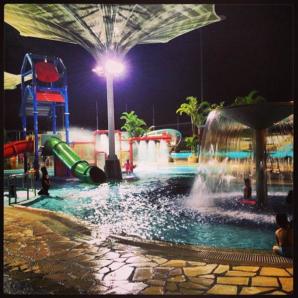 Sengkang Swimming Complex - Pool in Sengkang