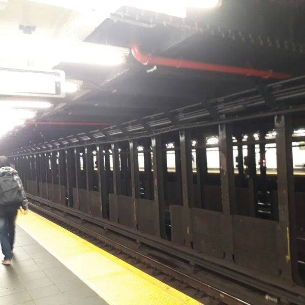 Photos at MTA Subway - 103rd St (6) - East Harlem - 5 tips