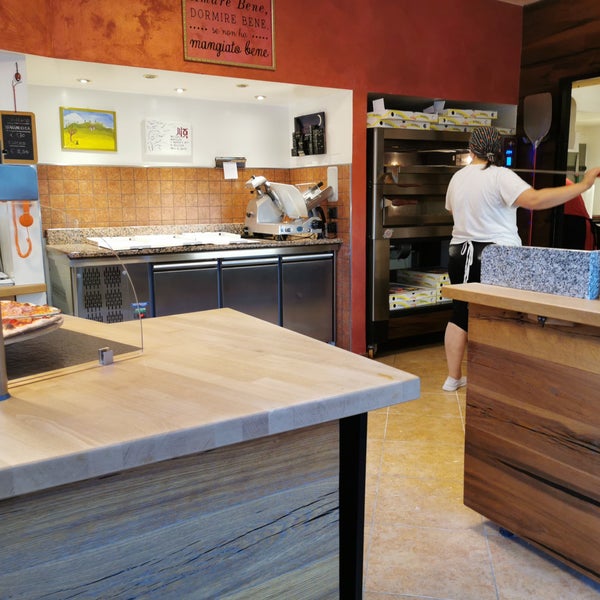 Pizza alla Rotonda - Cavalese, Trentino - Alto Adige