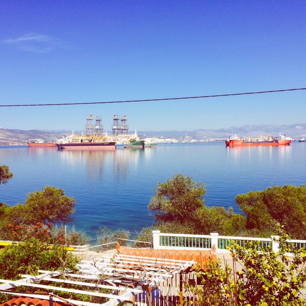 Mageftiko Batsi - Salamina - Beach