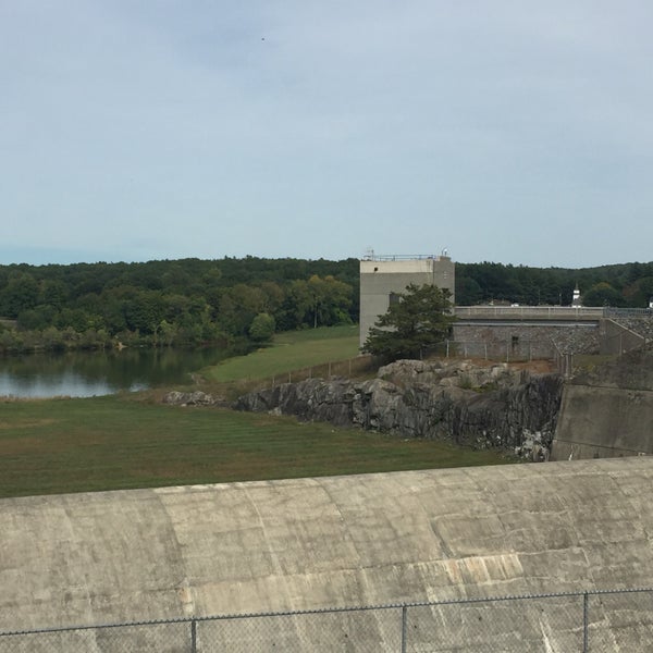 Thompson Dam - Scenic Lookout