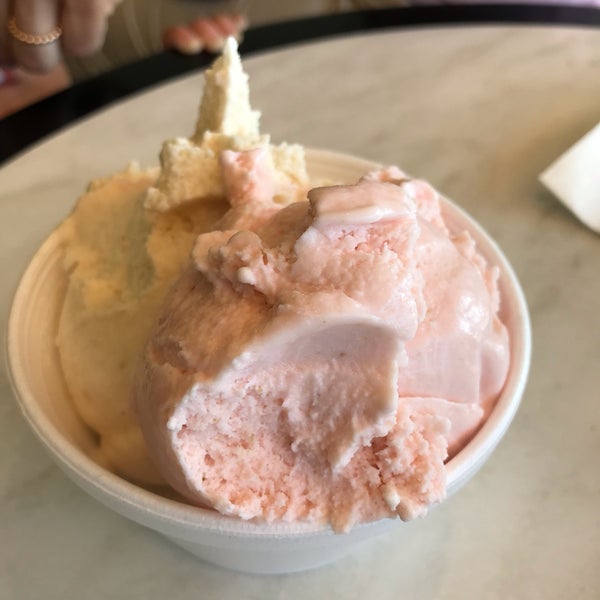 Pops Artisinal Creamery - San Fernando, CA