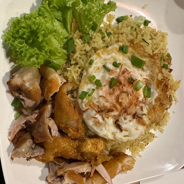 Inle Myanmar - Burmese Restaurant in Downtown Core