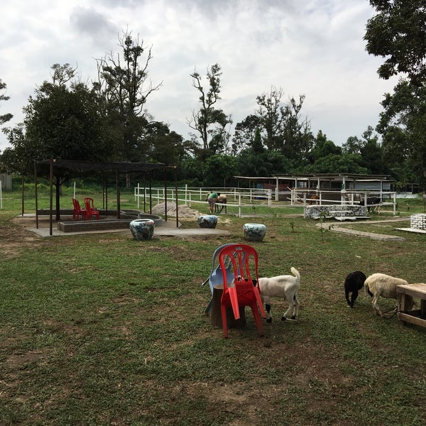 Rabbit Fun Land Farm - Mukim Beranang, Selangor