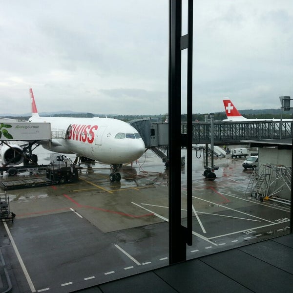Photos at Gate A62 - Kloten, Zürich