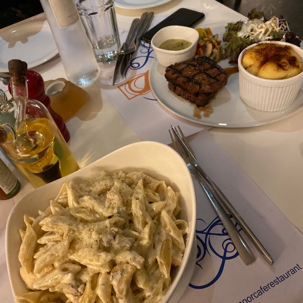 Soor Restaurant | رستوران سور - Restaurant in منطقه ۱