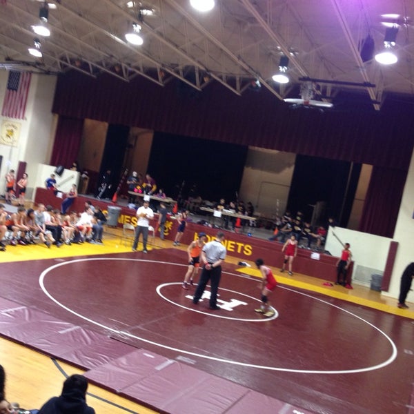 Holmes Middle School - Middle School