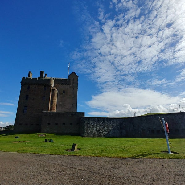 Broughty Castle - 4 tips from 177 visitors