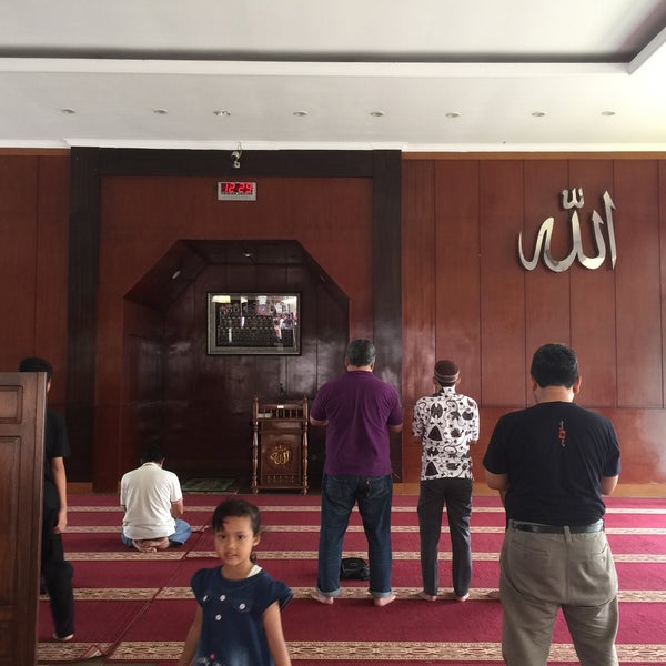 Masjid Ar-Rihlah Rest Area KM 125 B - 451 ziyaretçidan 4 tavsiye