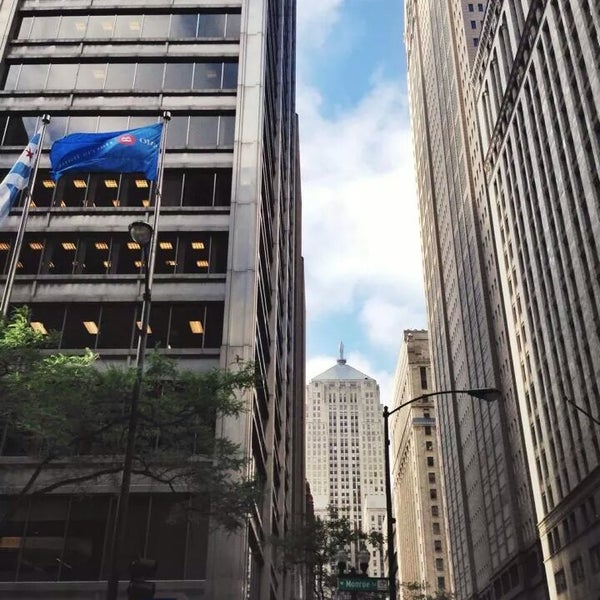 Photos at BMO Harris Bank Headquarters - Bank in Chicago