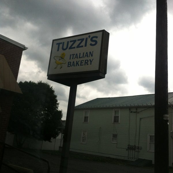 Tuzzi's - Bakery