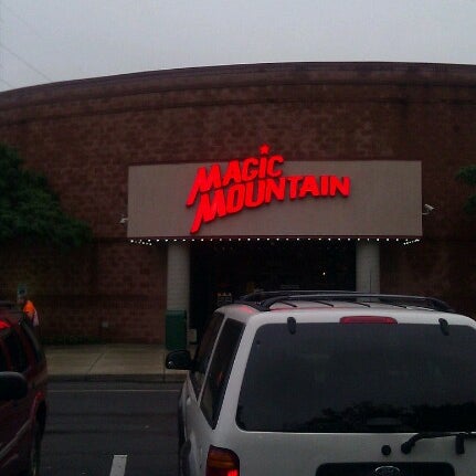 Magic Mountain Fun Centers - Arcade in Polaris