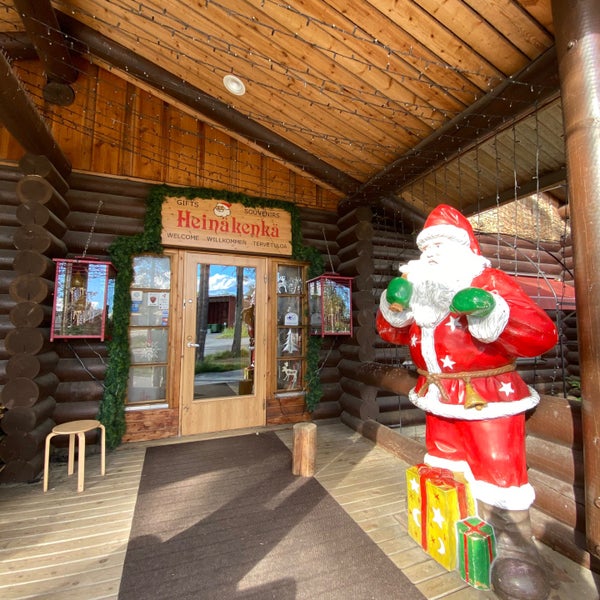 Santa Claus Shop - Arts and Crafts Store