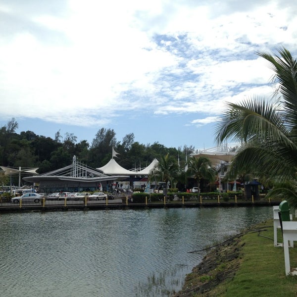 Jetty Point Duty Free Complex - Kuah, Kedah