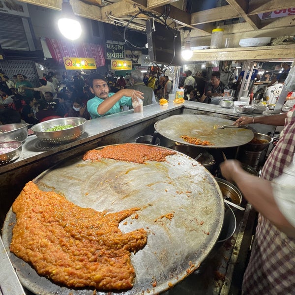 Manek Chowk - 32 tips from 692 visitors