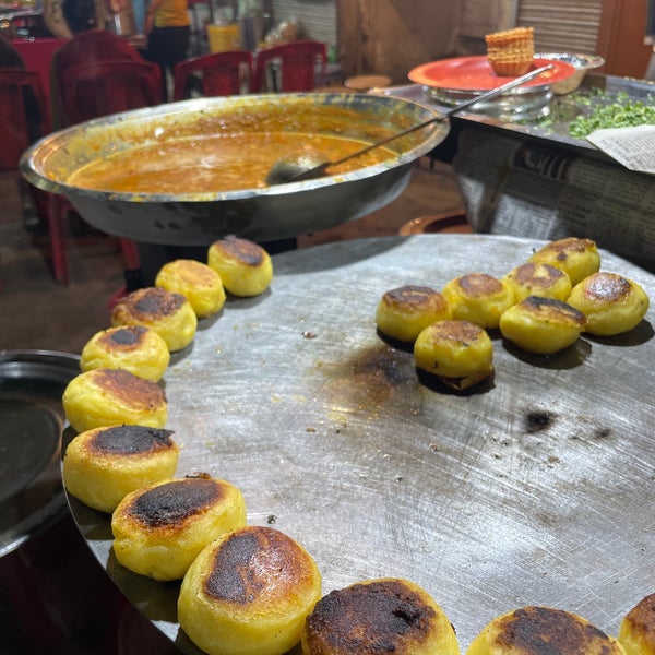 Manek Chowk - 32 tips from 692 visitors