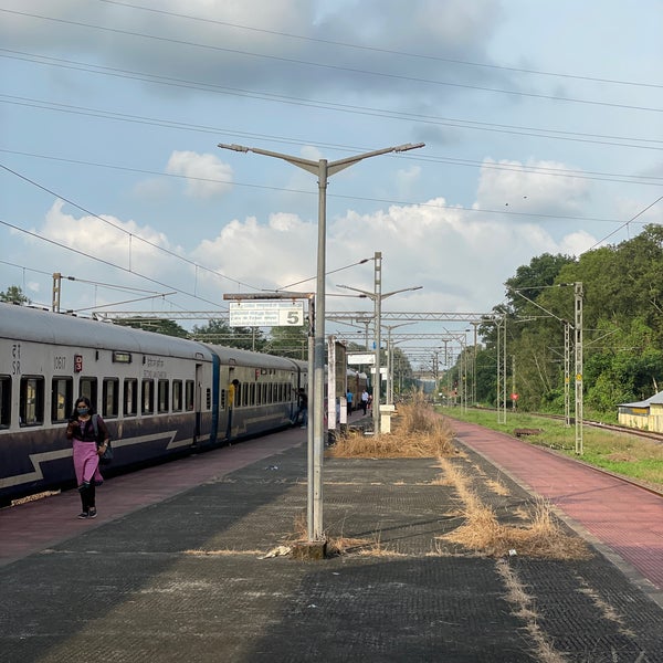 Mavelikkara Railway Station - Māvelikara, Kerala