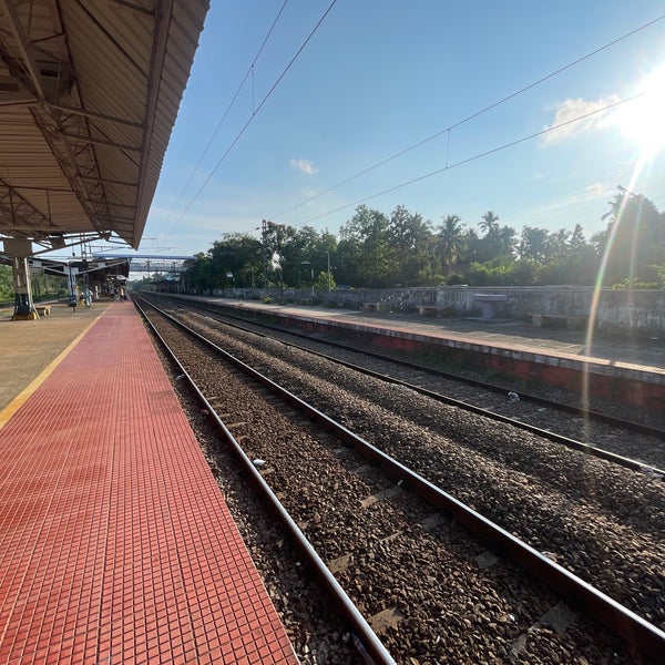 Mavelikkara Railway Station - Māvelikara, Kerala