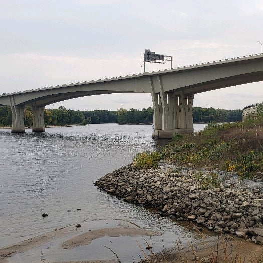 Photos at Dresbach Rest Area/MN Welcome Center - 3 tips