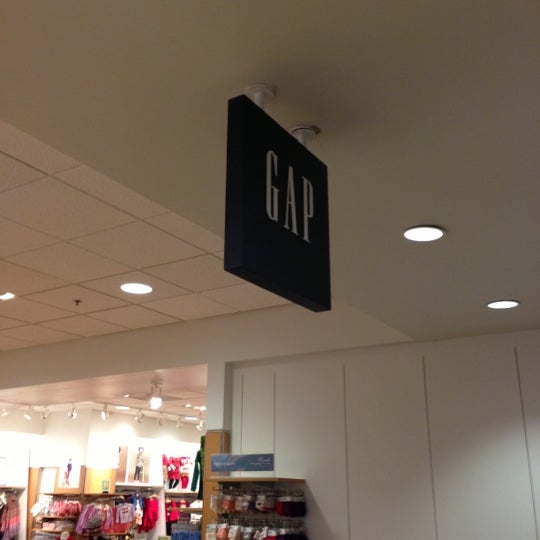 GAP - Riverside - 808 W Main Ave Ste 231