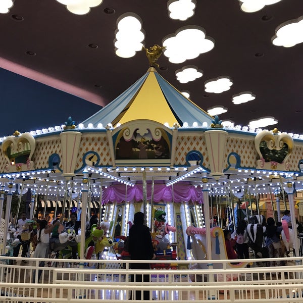 Cartoon Junction Carosel - 1 tip from 117 visitors