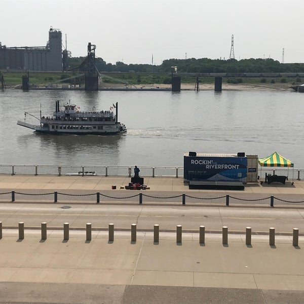 St. Louis Riverfront - Scenic Lookout in St. Louis