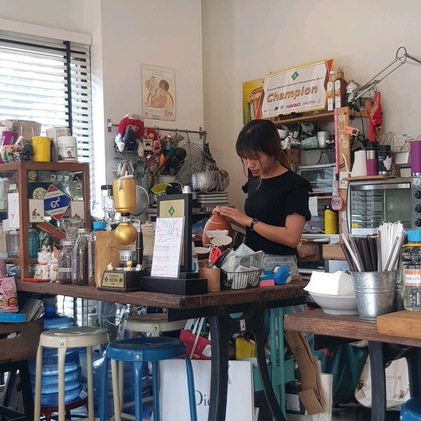 Simple Coffee, Simple Life - Suan Luang - 7 tips from 153 visitors