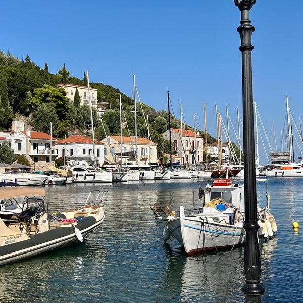 Kioni - 11 tips from 696 visitors