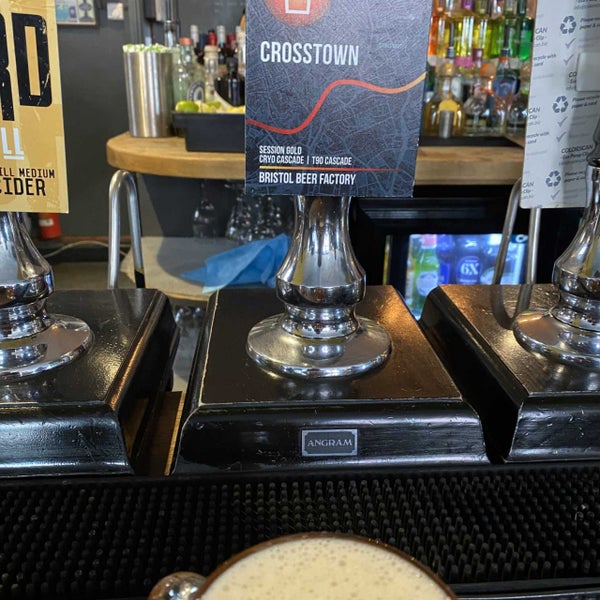 The Spotted Cow - Pub in Bristol