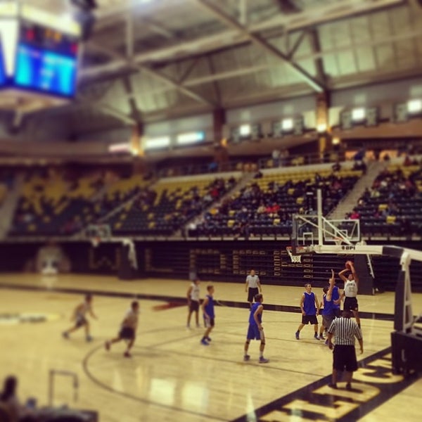 Chinle Wildcat Den - Chinle, AZ