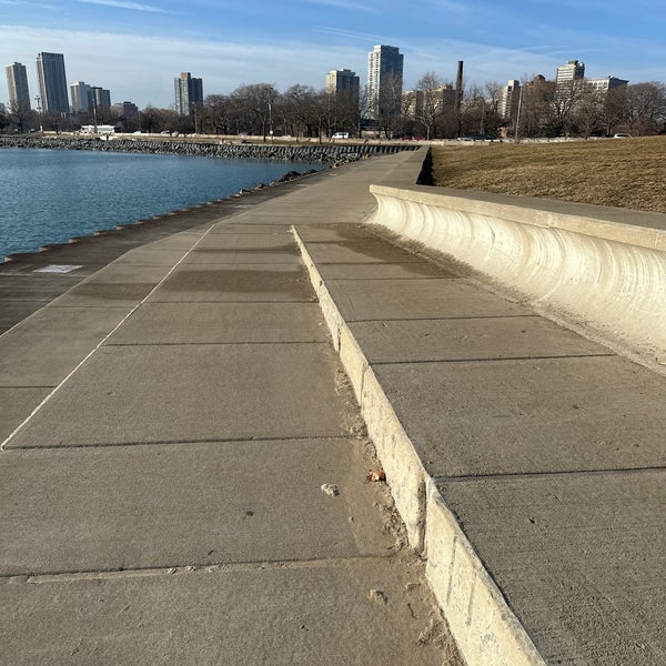Lake Michigan Running Path - Lincoln Park - 0 tips