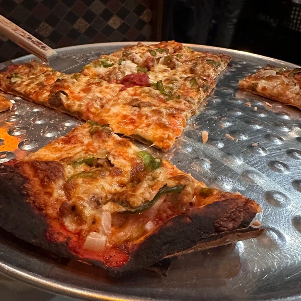 Pat's Pizzeria & Ristorante - North Side - 19 tips